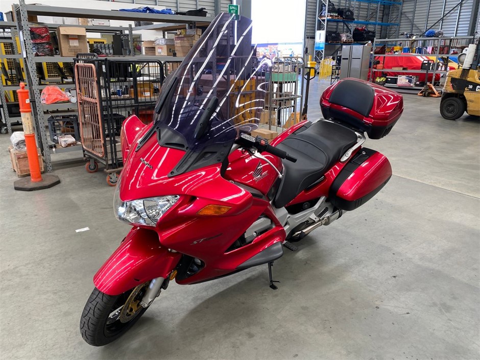 2002 Honda ST1300 Motorcycle Auction (0001-9047654) | Grays Australia