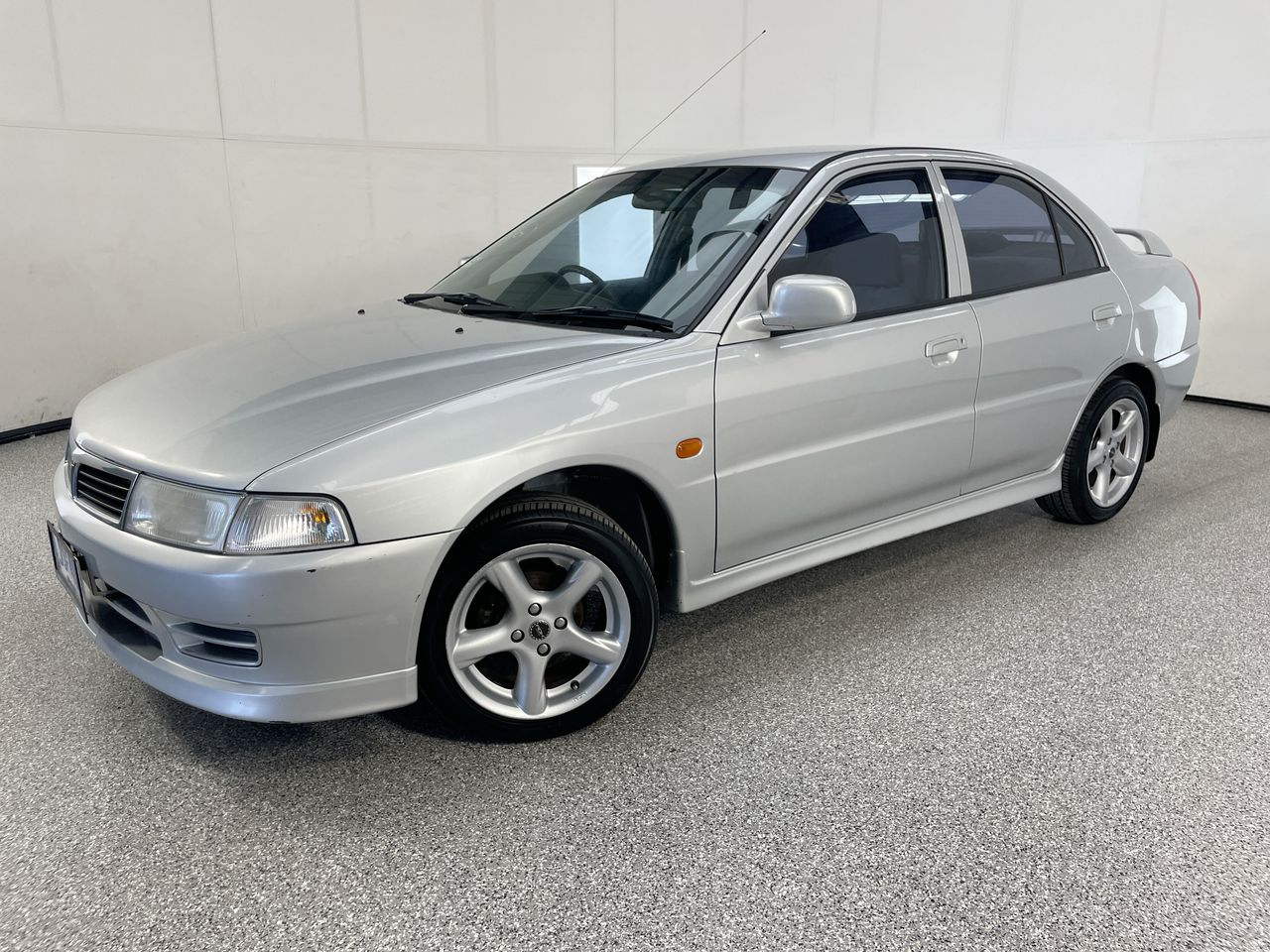 2000 Mitsubishi Lancer GLXi CE Manual Sedan Auction (0001-21019252 ...