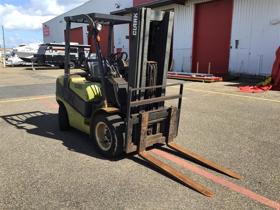 CLARK C30D Counterbalance Forklift Auction (0001-7049470) | Grays Australia