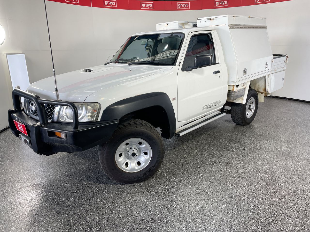 2010 Nissan Patrol DX Turbo Leaf Cab GU Turbo Diesel Manual Cab Chassis ...