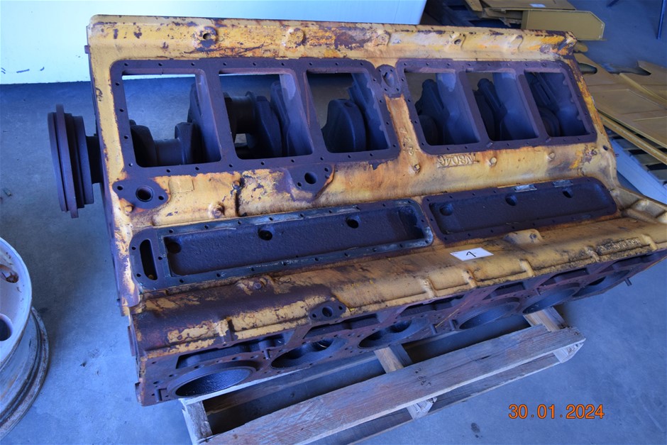 Caterpillar D9H Engine Block and Crankshaft Auction (0004-9048126 ...
