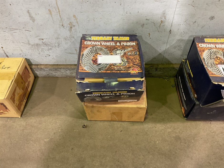 2x Crown Wheel & Pinion Ser Auction (0144-9048438) | Grays Australia