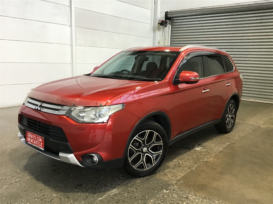 2014 Mitsubishi Outlander ASPIRE 4WD ZJ Turbo Diesel At 7 Seats Wagon ...