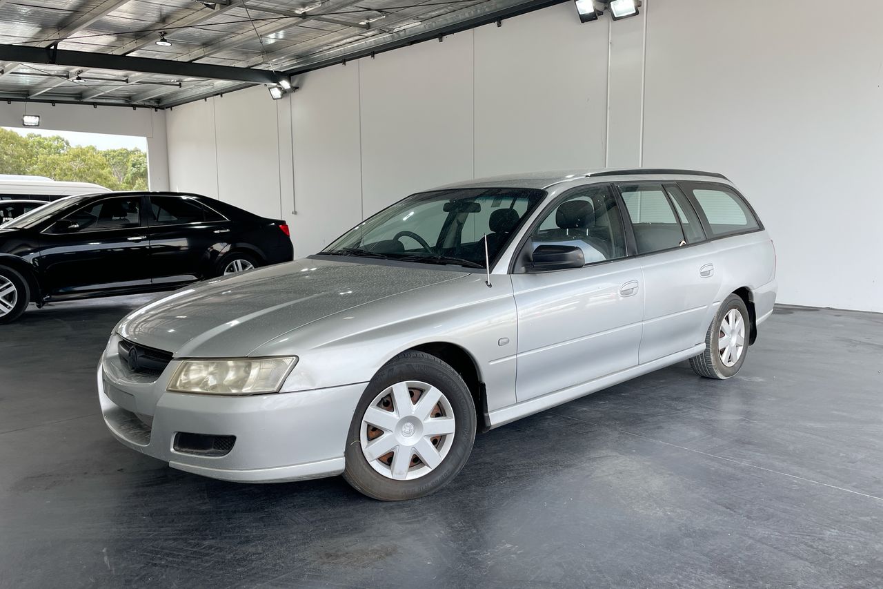 2006 Holden Commodore Executive VZ Automatic Wagon Auction (0001 ...