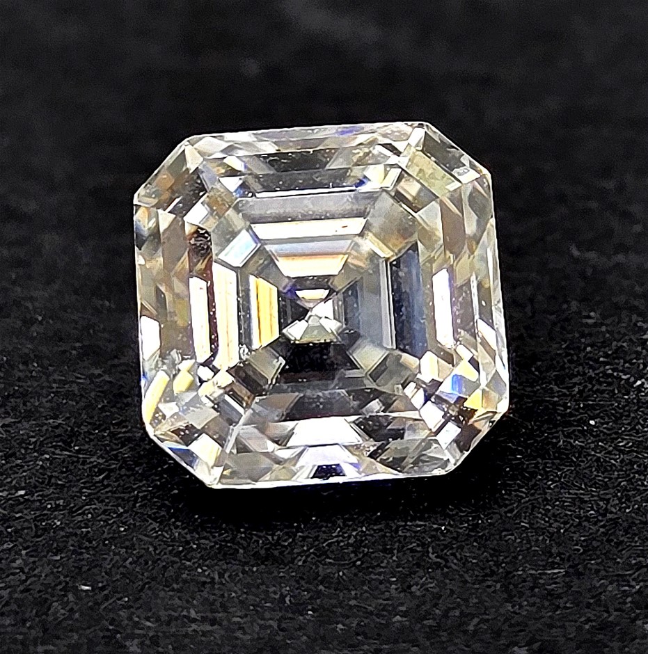 1.90 CARAT NATURAL MOISSANITE Auction (0001-2558452) | Grays Australia