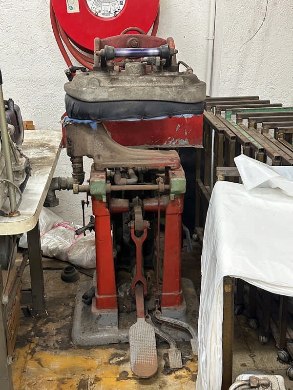 HOFFMAN Topper Press Auction (0081-5055634) | Grays Australia