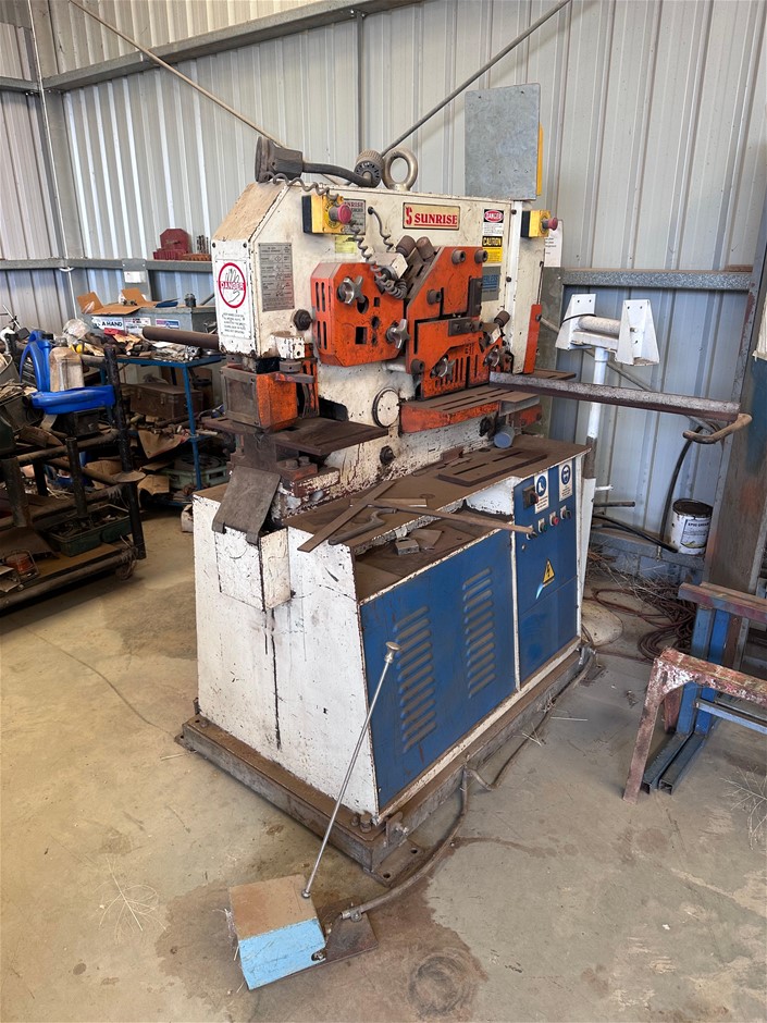 Sunrise Hydraulic Iron Worker Auction (0002-3028398) | Grays Australia