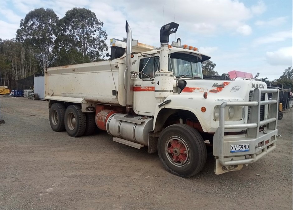 1988 Mack 350 6 x 4 Tipper Truck Auction (0001-7055115) | Grays Australia