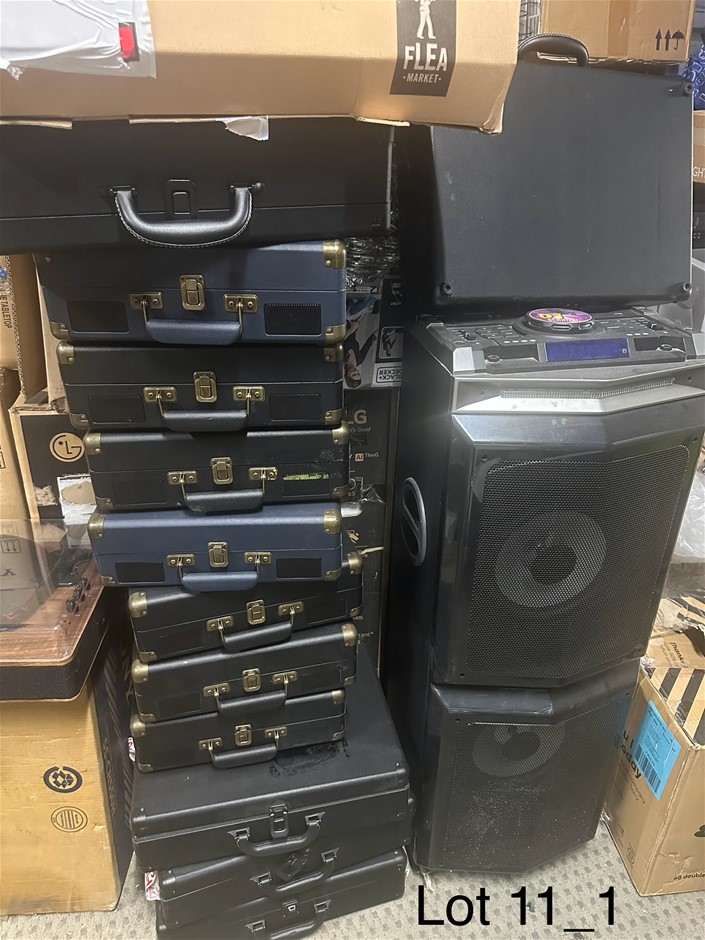 Box of electrical goods Auction (0011-2558301) | Grays Australia