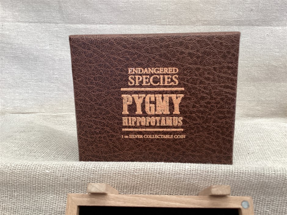 Endangered Species Pygmy Hippo Silver collectable Coin Auction (0155 ...