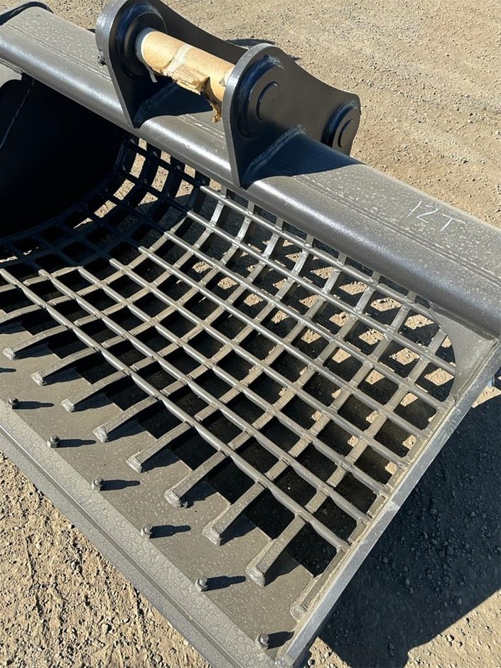 Unused Sieve / Riddle Bucket to Suit 10-17T Excavator Auction (0004 ...