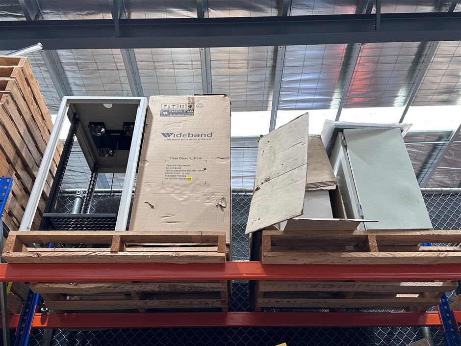 Contents of Top Shelf Auction (0098-3028749) | Grays Australia