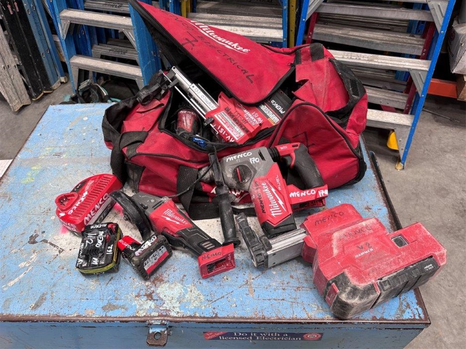 1x Bag of Milwaukee Tools Auction (0074-3028486) | Grays Australia