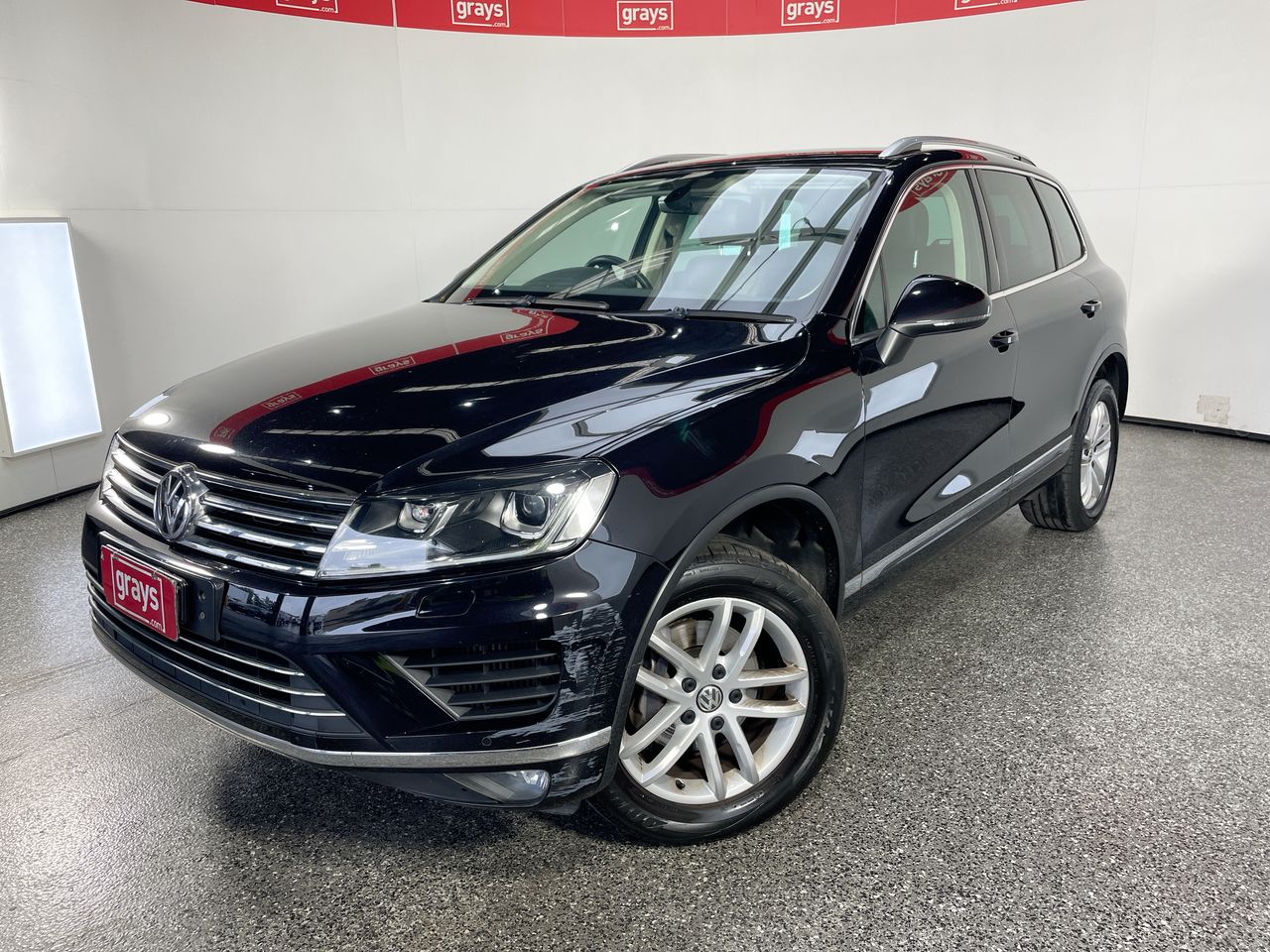 2017 Volkswagen Touareg 150TDI ELEMENT 7P Turbo Diesel Auto- 8 Speed ...
