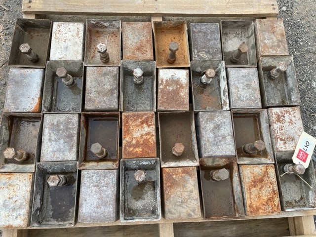 Pallet of 32 x Peri BR Shaft Platform Bearing Box Auction (0210-5055836 ...