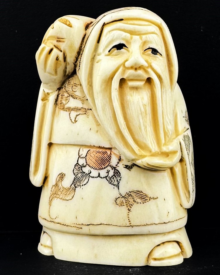 c.1890 JAPANESE MEIJI PERIOD HAND-CARVED BONE NETSUKE OF A ROBED MALE ...