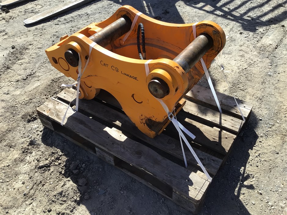 CAT CB Linkage Auction (0070-7052068) | Grays Australia