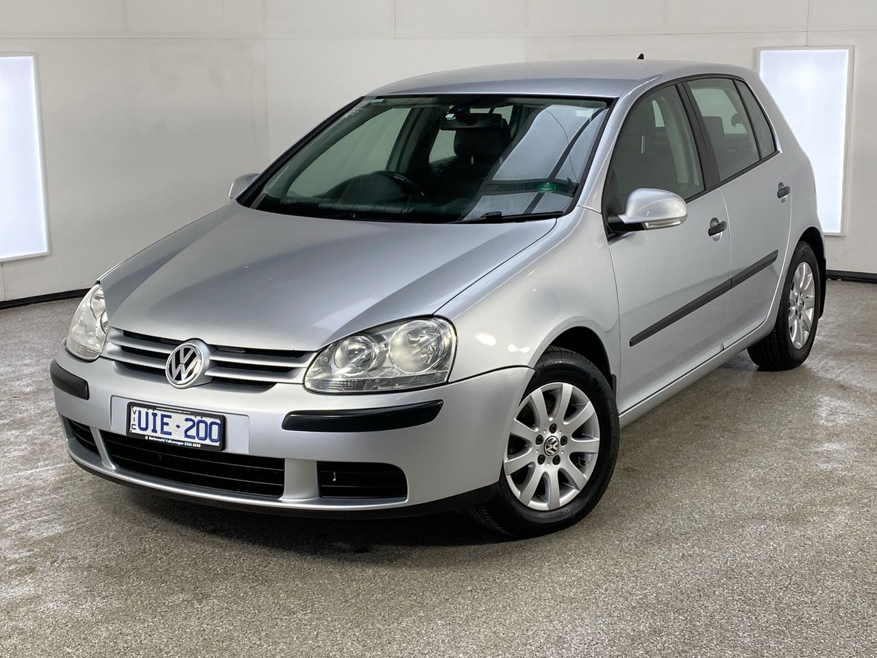 2006 Volkswagen Golf 2.0 TDI Comfortline A5 Turbo Diesel AT Hatchback ...