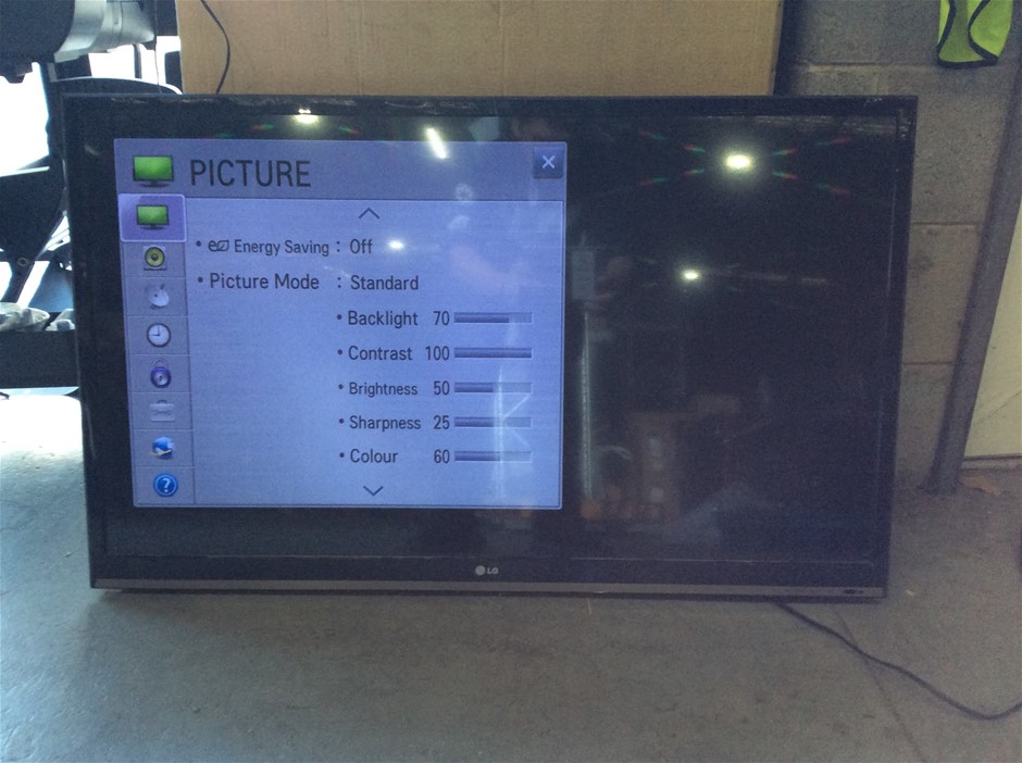 LG 42LS5700 TV Auction (0001-2558831) | Grays Australia