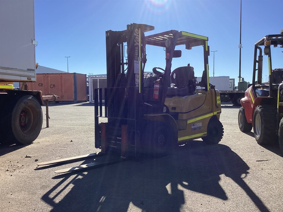 Yale GLP25TKE Counterbalance Forklift Auction (0004-9051343) | Grays ...