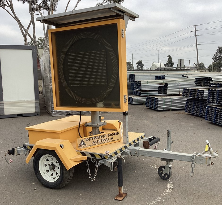 2018 OPTRAFFIC TMVSLS-C Variable Message Sign Trailers