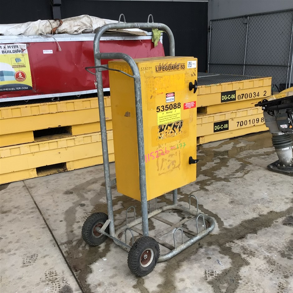 Spinefex Lifeguard 83 Power Distribution Unit Auction (0008-3029395 ...