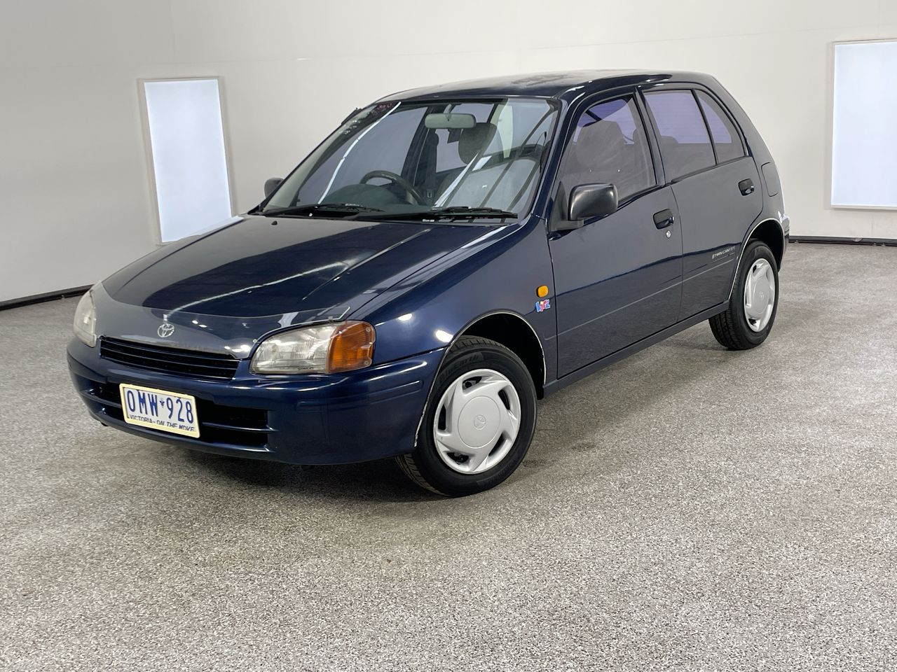 1997 Toyota Starlet Life EP91R 3 auto Hatchback Auction (0001-21027595 ...
