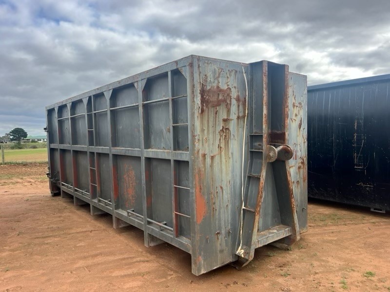 Waste Management Hook Lift Bin 30m2 Auction (0009-3028906) | Grays ...