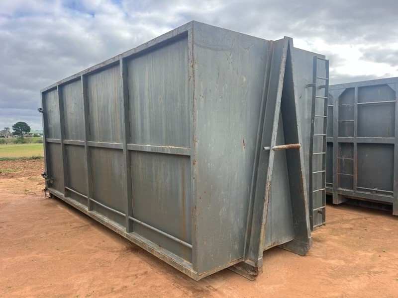 Waste Management Hook Lift Bin 30m2 Auction (0010-3028906) | Grays ...