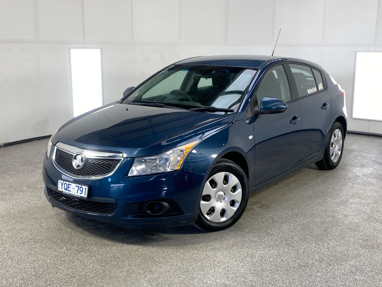 2011 Holden Cruze CD JH Automatic Hatchback Auction (0001-21028032 ...