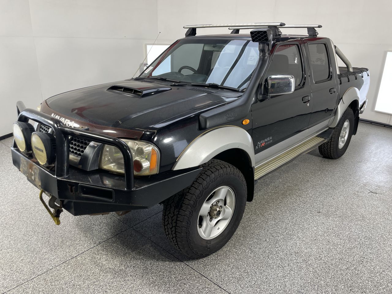 2008 Nissan Navara 4X4 ST-R D22 Turbo Diesel Manual Dual Cab Auction ...