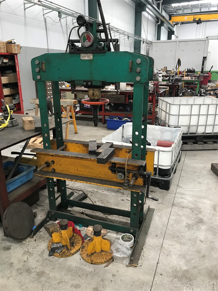 1x Hafco Manual Hydraulic Press Auction (0013-3029273) | Grays Australia