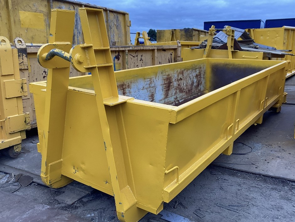 Metal Hook Bin Auction (0016-3029888) | Grays Australia