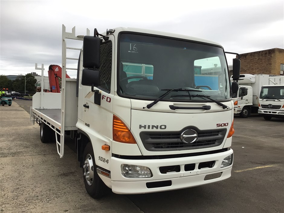 2011 Hino FD 500 4 x 2 Tray Body Truck Auction (0001-5056773) | Grays ...