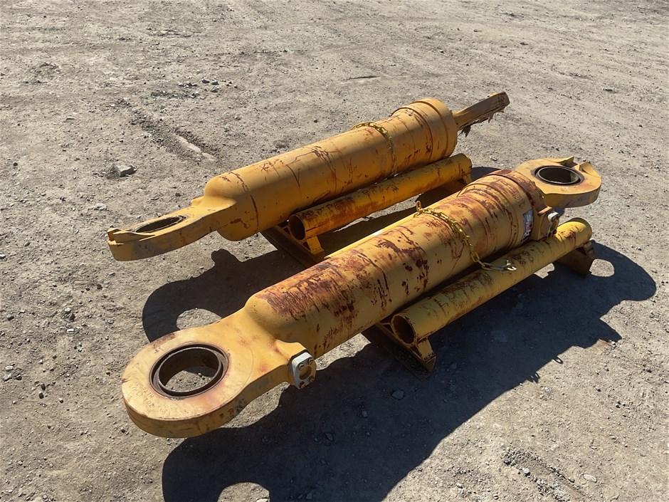 2xHydraulic Cylinders Auction (0001-7038084) | Grays Australia