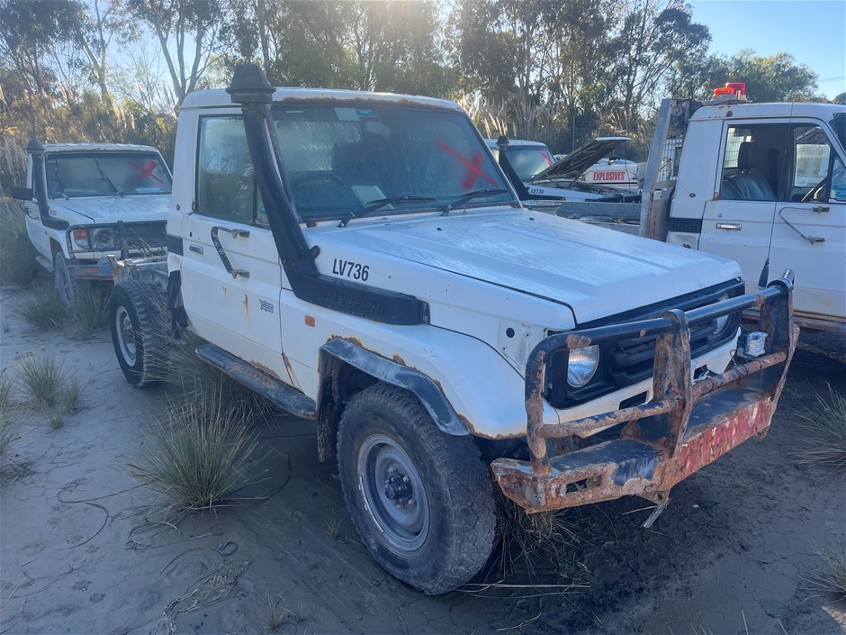 2005 Toyota Landcruiser HZJ79R 4WD Manual Ute Auction (0032-3029372 ...