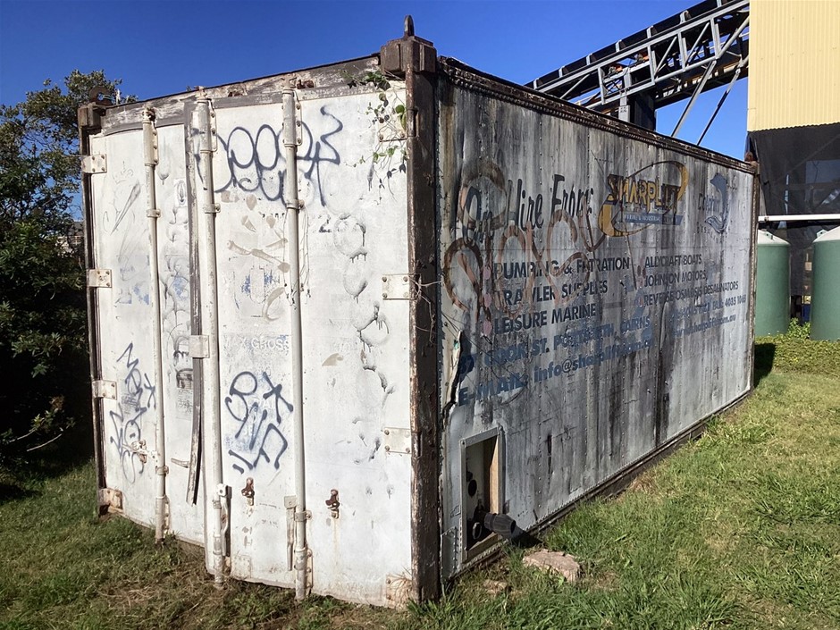 Dolphin Desalination Container Auction (0215-7051838) | Grays Australia