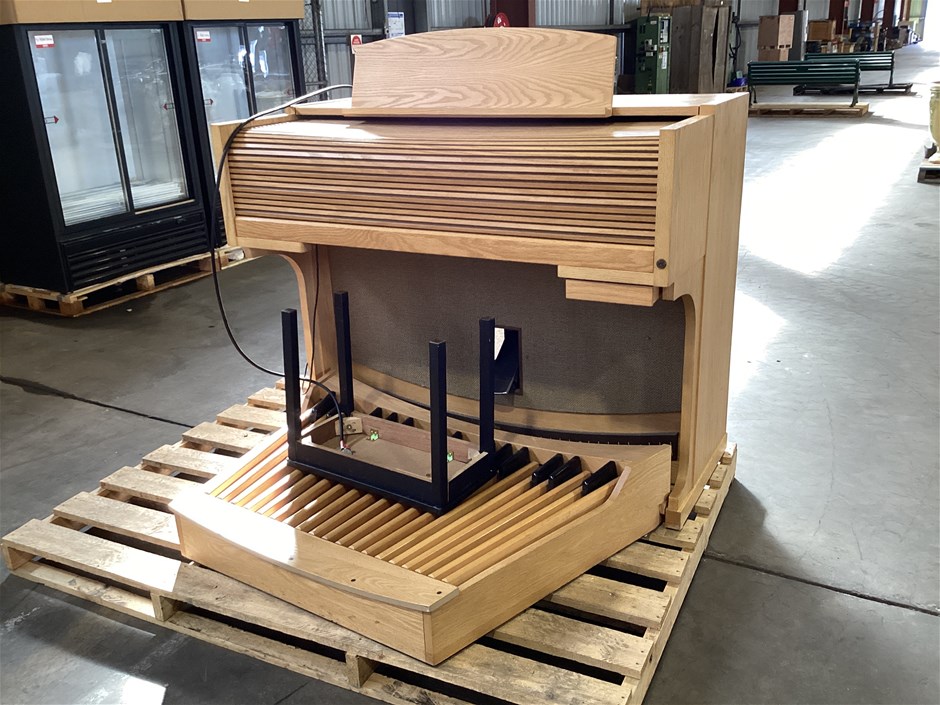 Allen Organ Company, Digital Control Roll Top Organ Auction (0034 ...