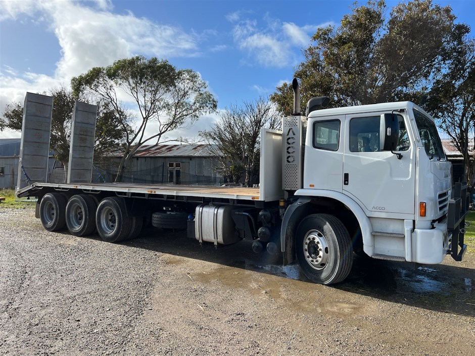 2011 Iveco ACCO 8 x 4 Beavertail Truck Auction (0015-3029381) | Grays ...