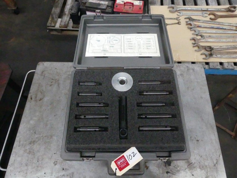 KUBOTA Clutch Tool Kit Auction (0102-5056769) | Grays Australia