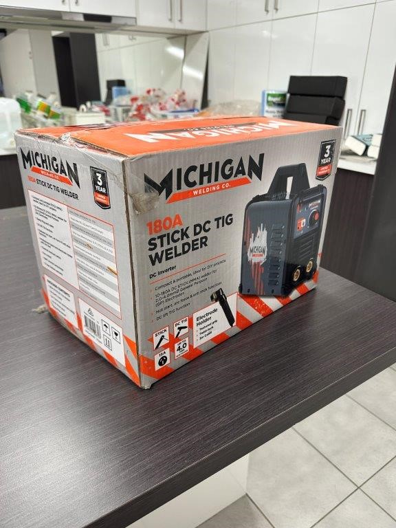 Michigan Welder Auction (0035-3029408) | Grays Australia