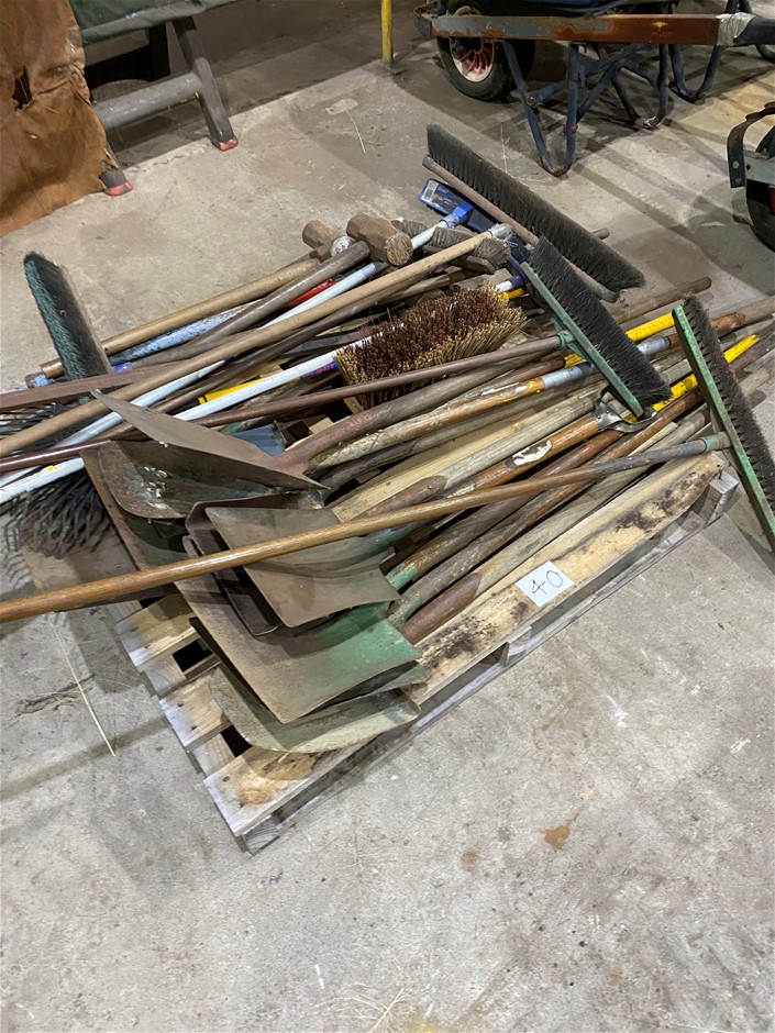 Pallet of Shovels/ Brooms/ Rakes/ Sledge Hammers/ Crow Bar Auction ...