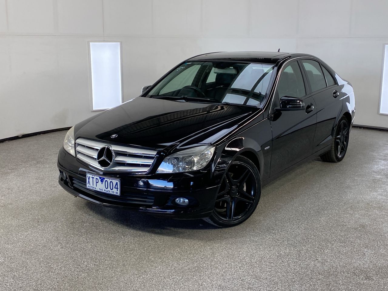 2010 Mercedes Benz C200 CGI W204 Automatic Sedan Auction (0001-21030589 ...