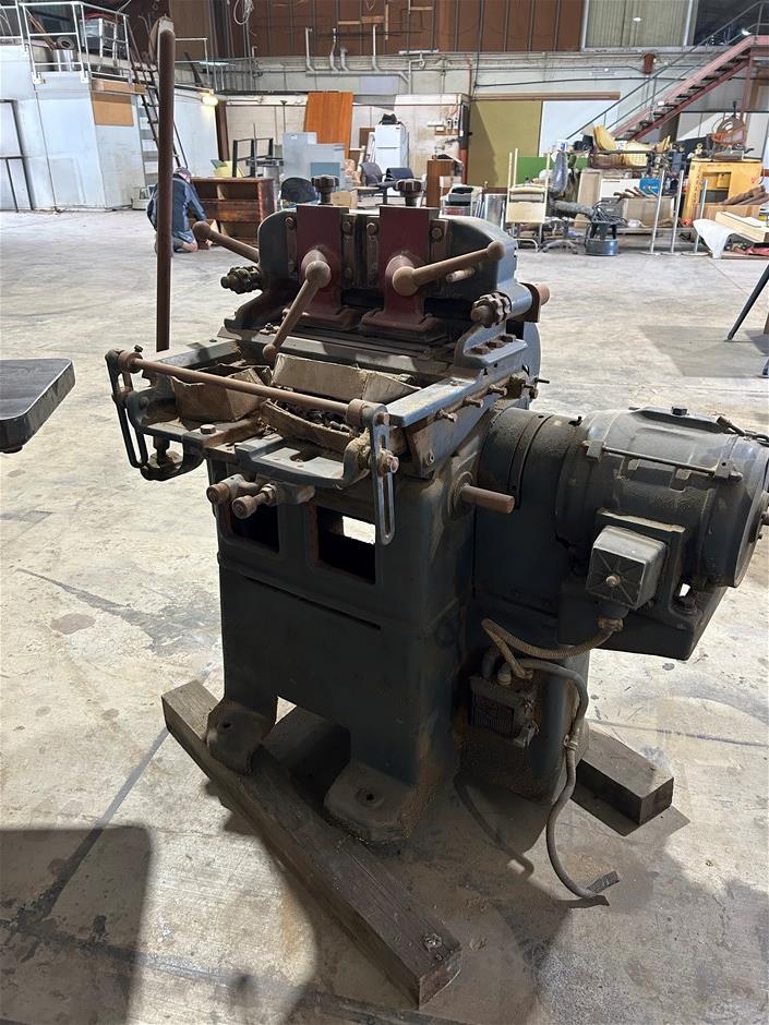 Dove Tail Machine Auction (0010-7052111) | Grays Australia