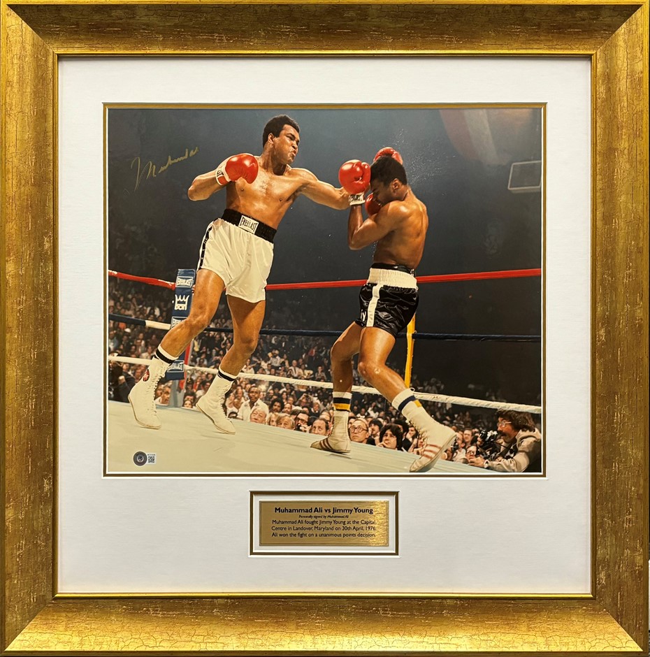 HAND SIGNED MUHAMMAD ALI VS JIMMY YOUNG 16X20 INCH PHOTO FRAMED BECKETT ...
