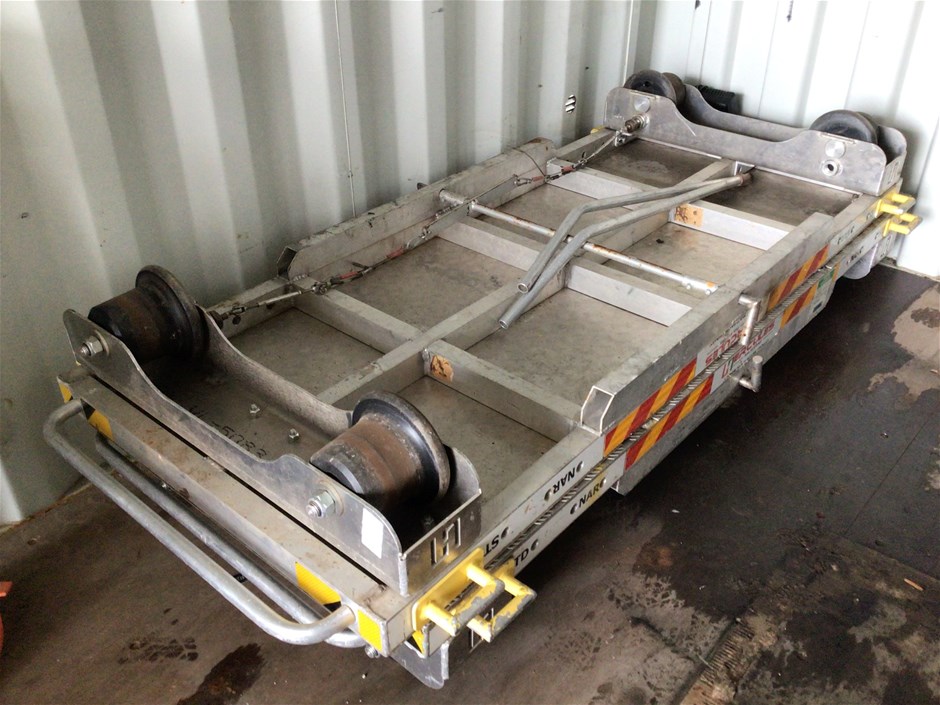 Qty of 2 Hercules 1ton Rail Multi Gauge Trolleys Auction (0091-8018905 ...