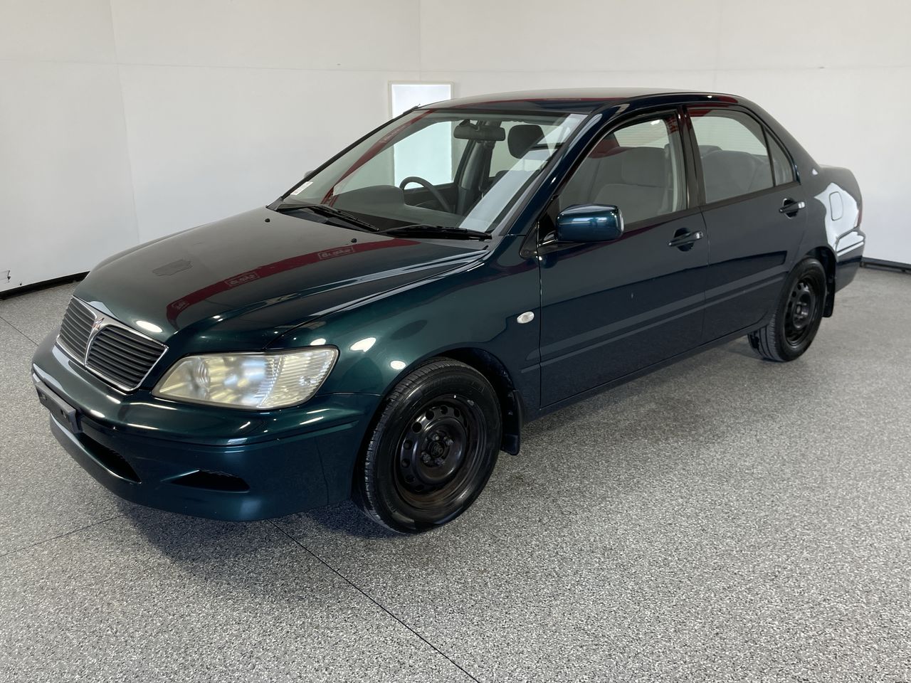 2002 Mitsubishi Lancer LS CG Automatic Sedan Auction (0001-50708877 ...