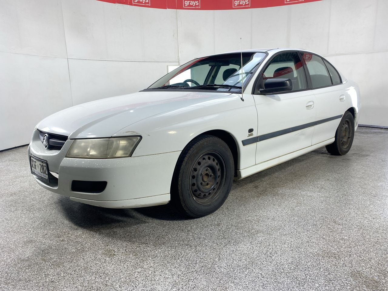 2004 Holden Commodore Executive VZ Automatic Sedan Auction (0001 ...