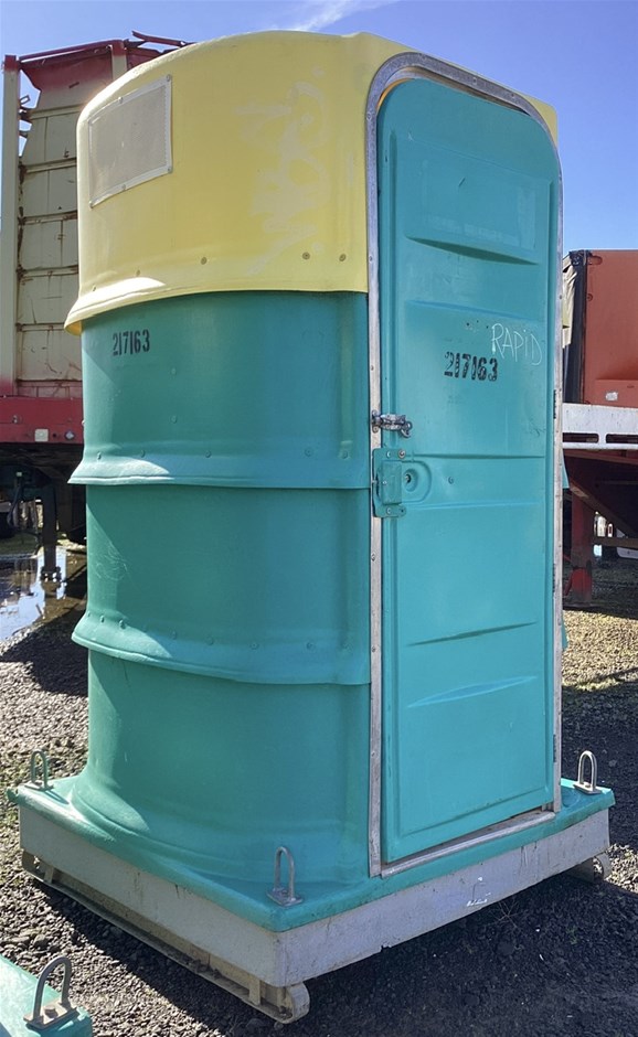 Toilet Portable - Fresh Water Flush Auction (0006-3029676) | Grays ...
