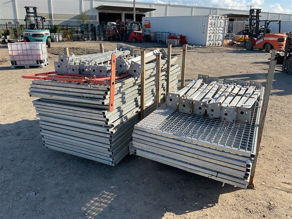 Scaffolding Panel and Post Auction (0007-7052452) | Grays Australia